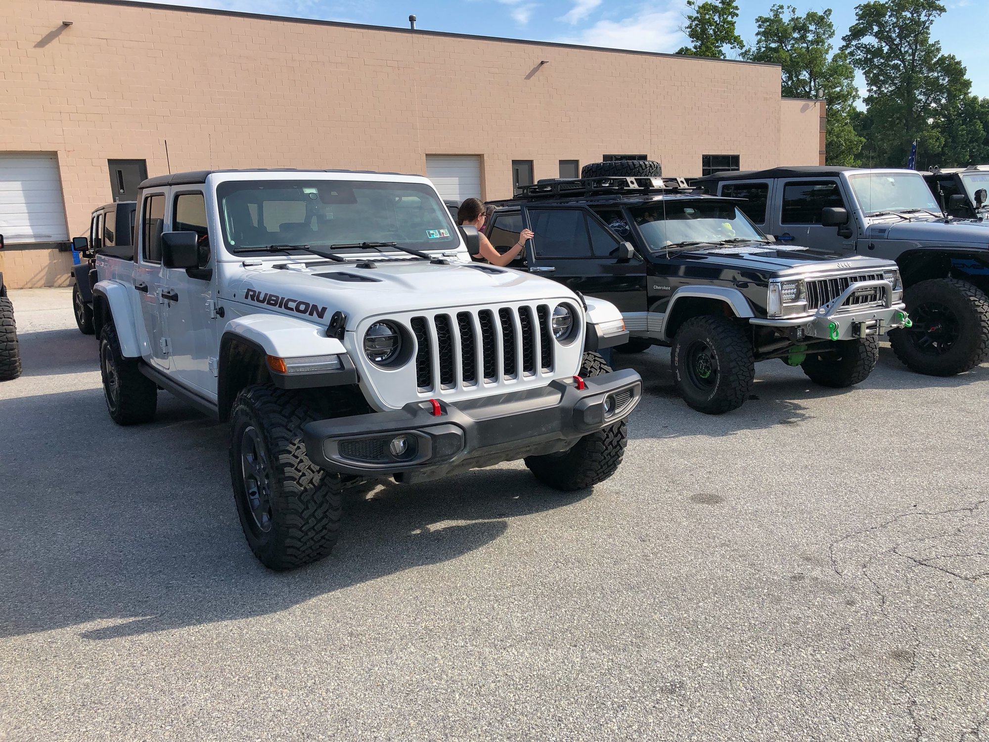 June 2019 Jeeps & Java | Quadratec